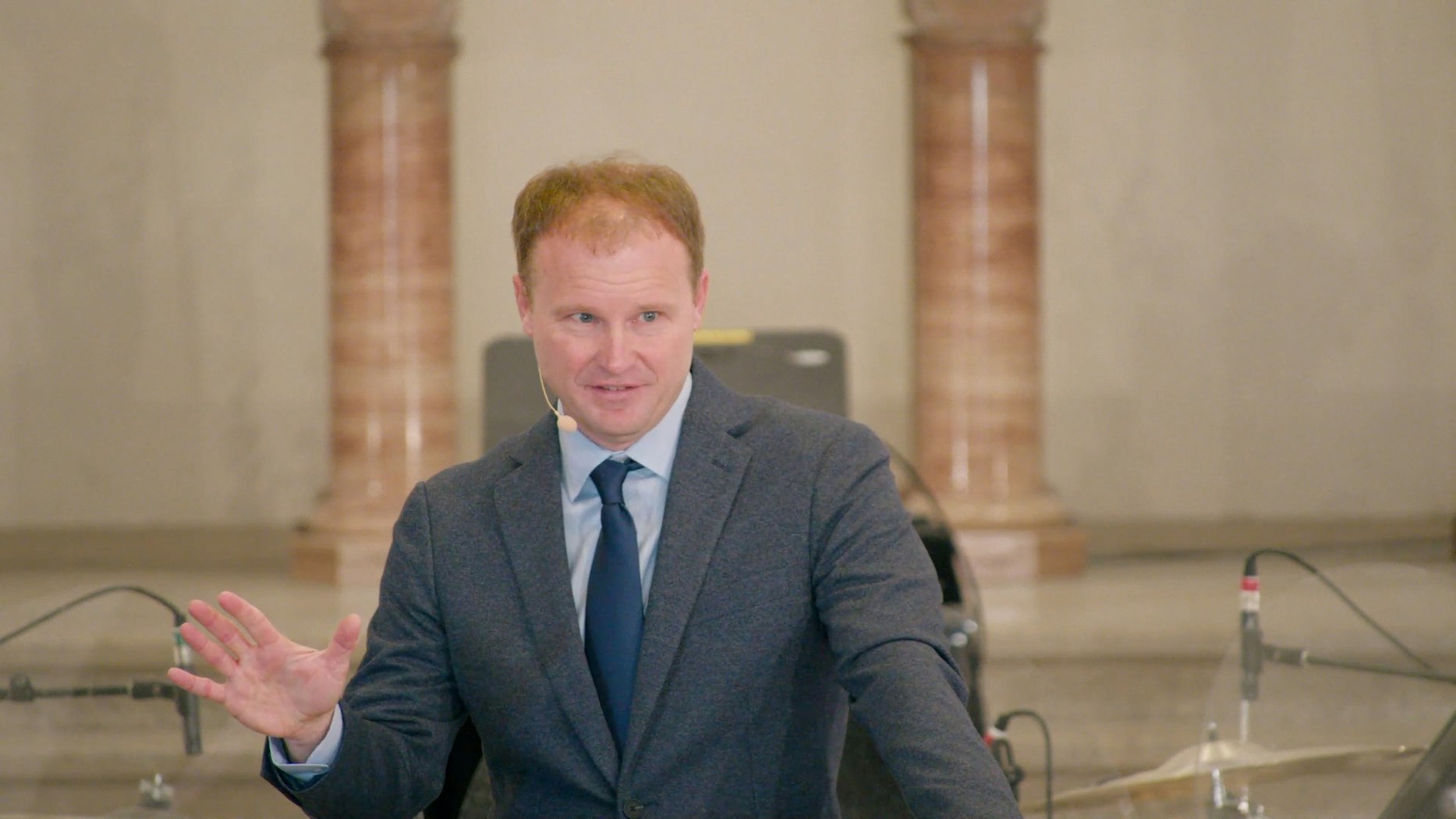 What’s It Like to Be a Christian? Faith, Obedience, and Living as ...